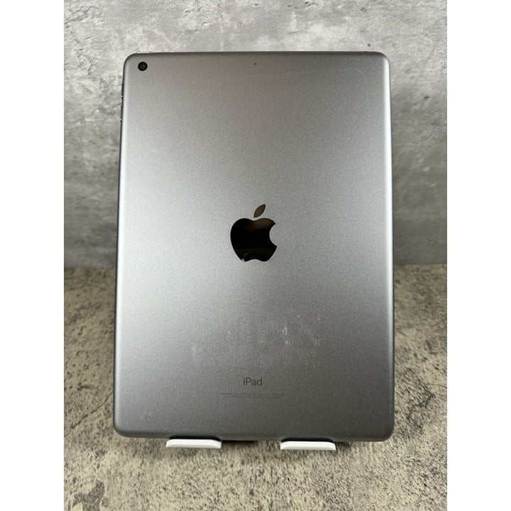 Apple iPad 6th Generation 32GB Space Gray Wi-Fi 9.7" Tablet iOS 17 Tou ...